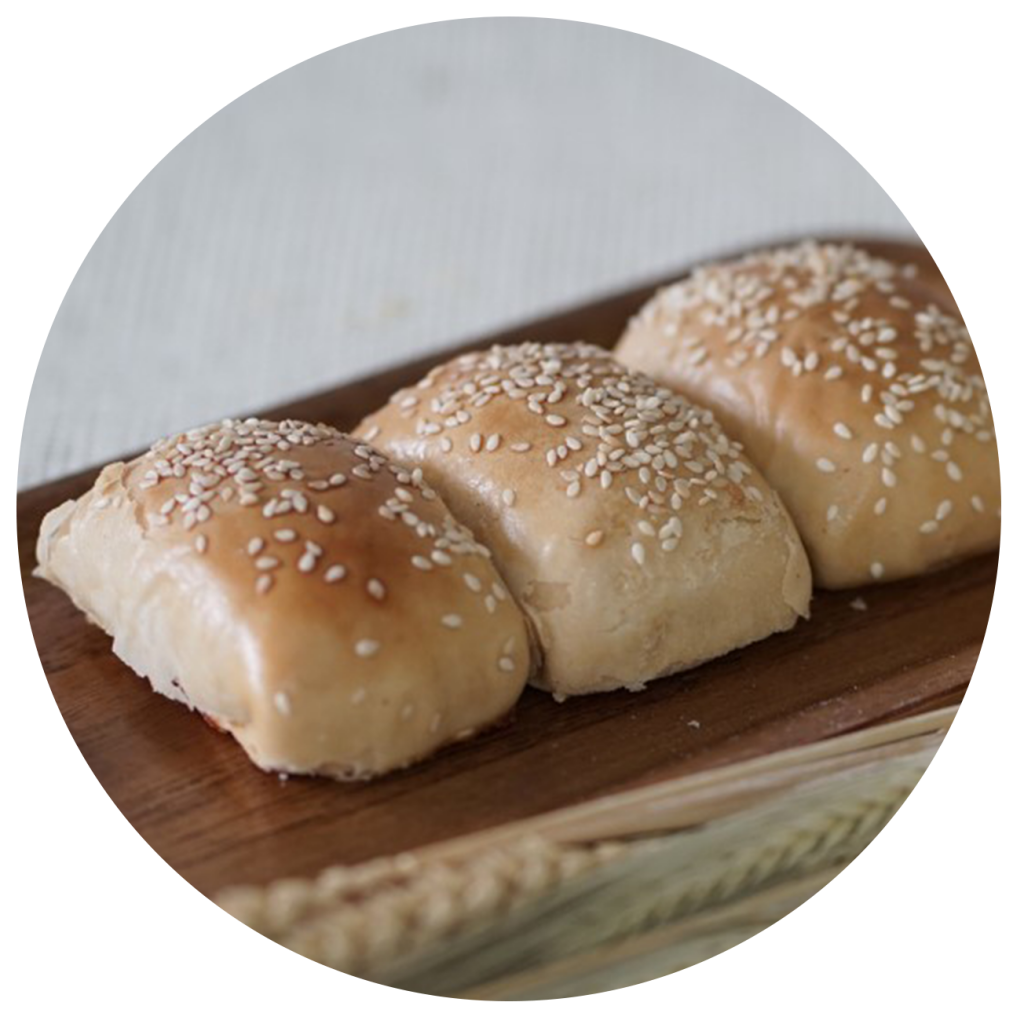 Kue Pia – Venus Bakery