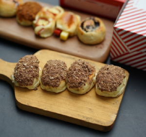 Series – Venus Bakery