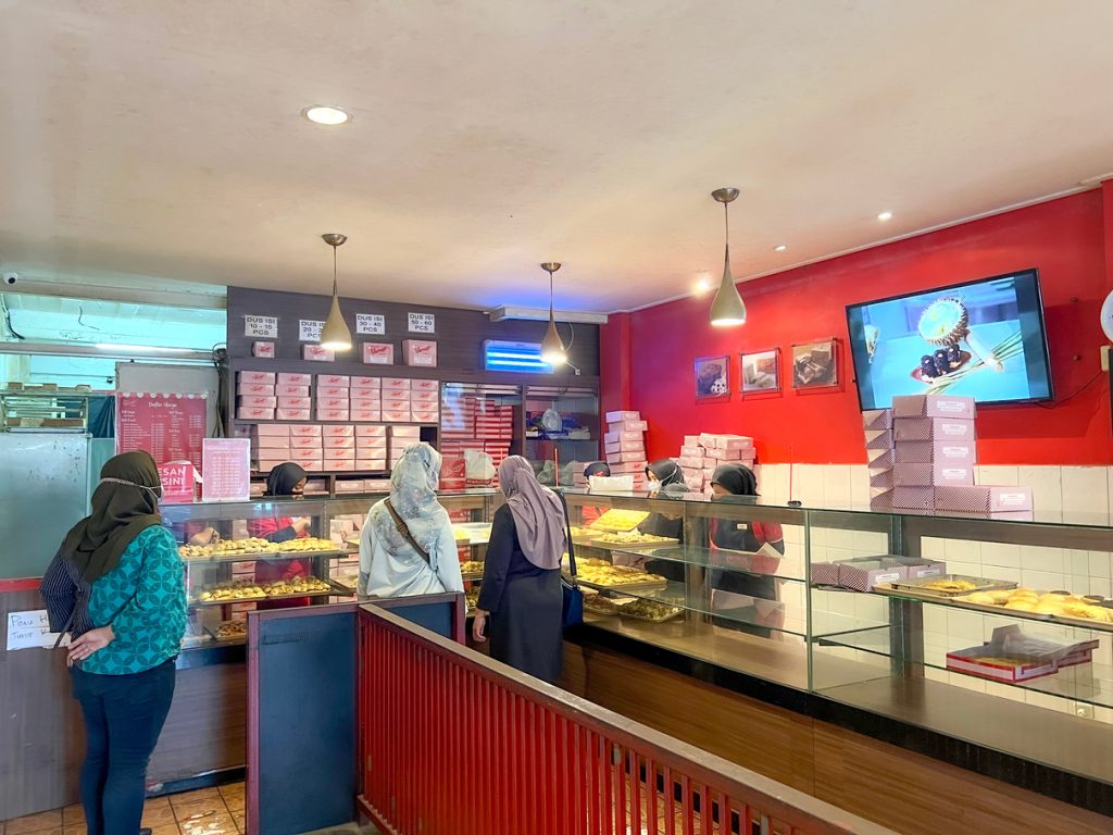 Venus Siliwangi – Venus Bakery